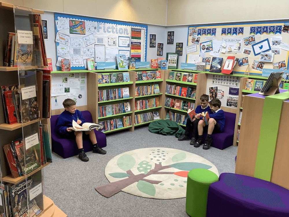 2024 School Library and Librarian of the Year Finalists Announced